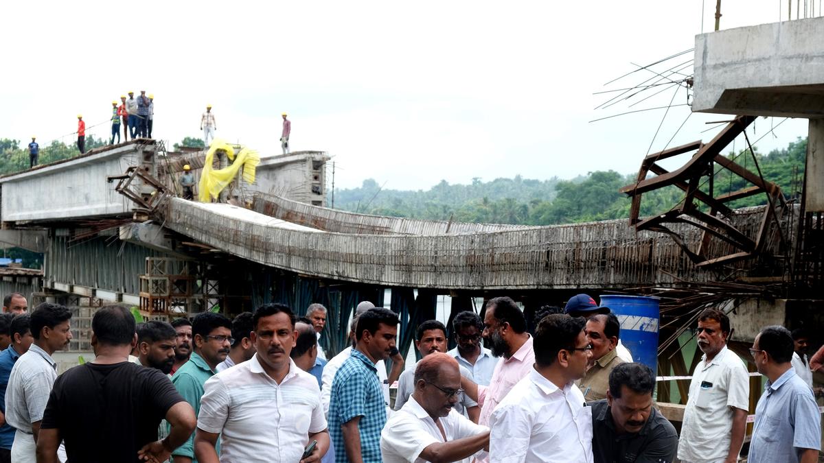 Beams of under-construction bridge across Chaliyar river in Kerala fall ...