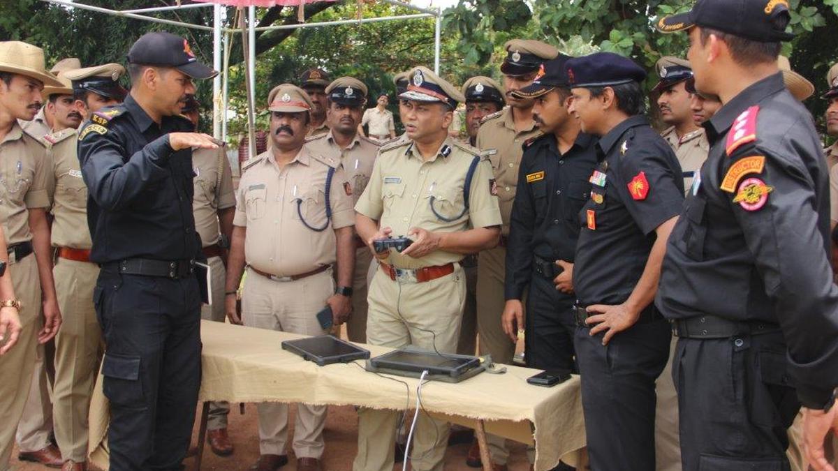 27 police personnel undergoing training in handling UAV - The Hindu