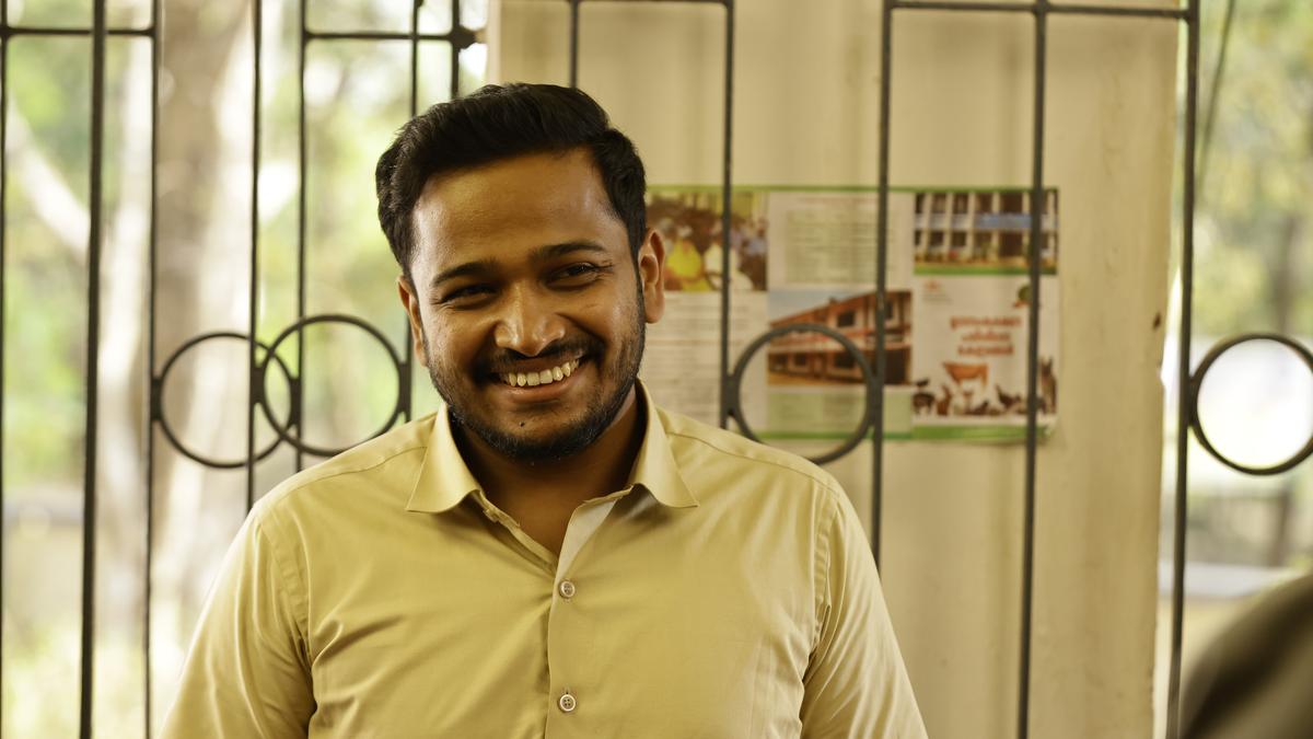 ‘Palthu Janwar’ movie review: Basil Joseph shines in a middling feel ...