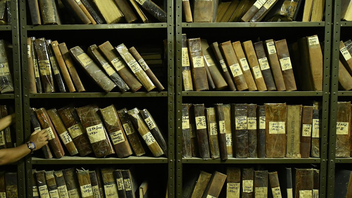 TS Archives signs MoU for document conservation - The Hindu