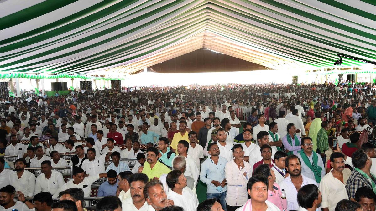 BJD intensifies its exercise for poll preparedness in Odisha amid alliance talks - The Hindu