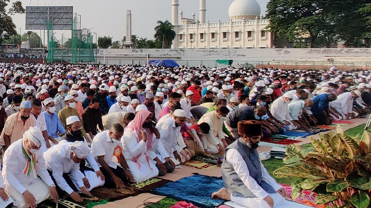 Muslims in Kerala celebrate Id-ul-Fitr - The Hindu