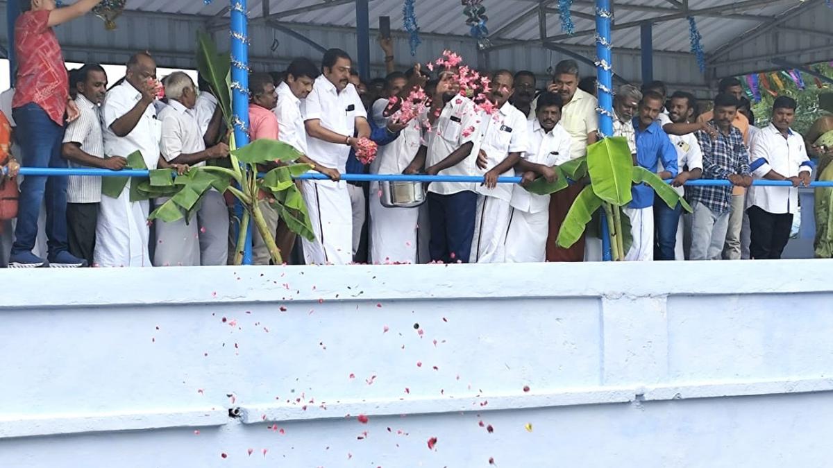 Water released into Kalingarayan, Arakkankottai and Thadapalli canals ...