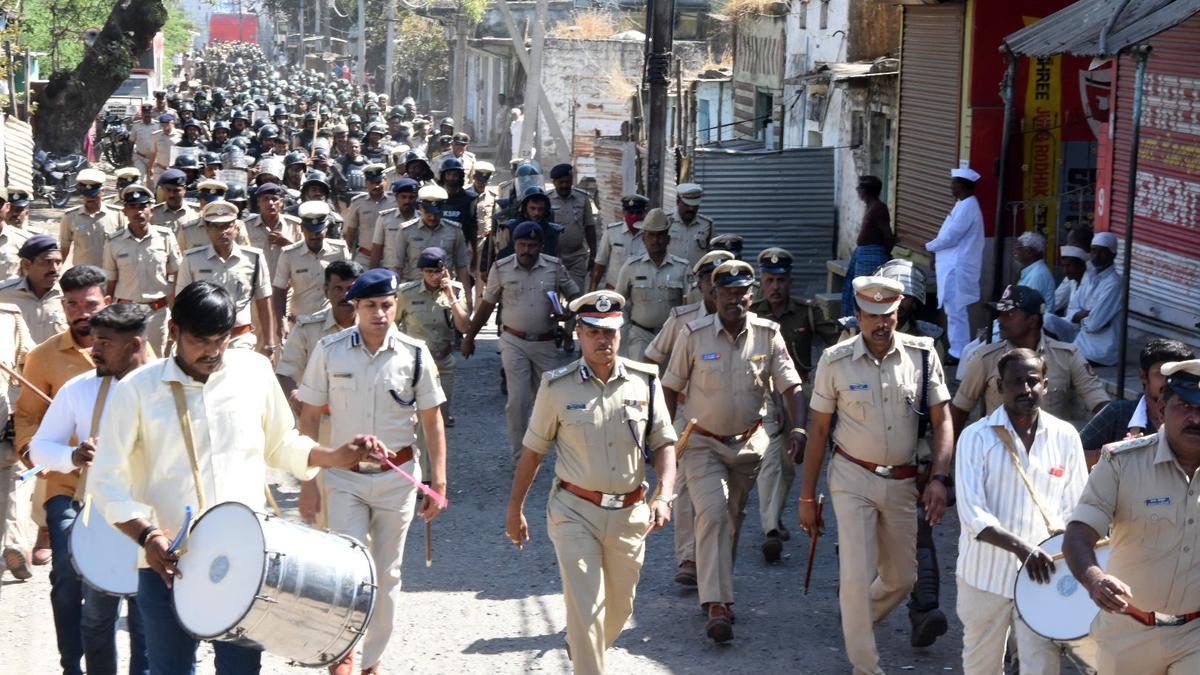 Route march taken out in Aland ahead of Shivalinga puja at dargah for ...