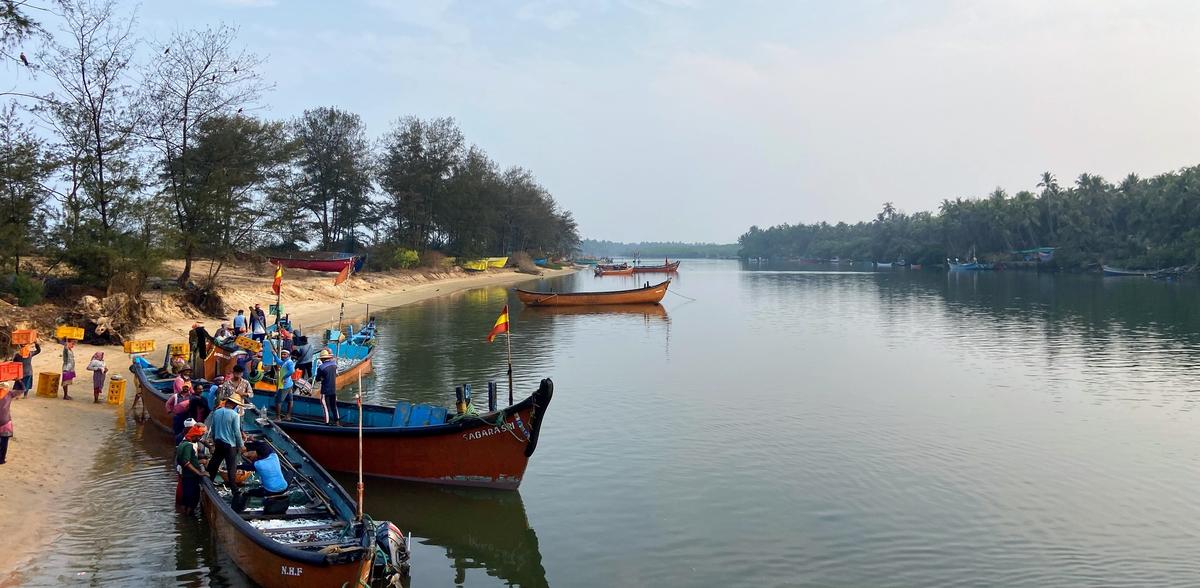 RSS Pracharak-turned-politician Gururaj Gantihole takes on seasoned ...