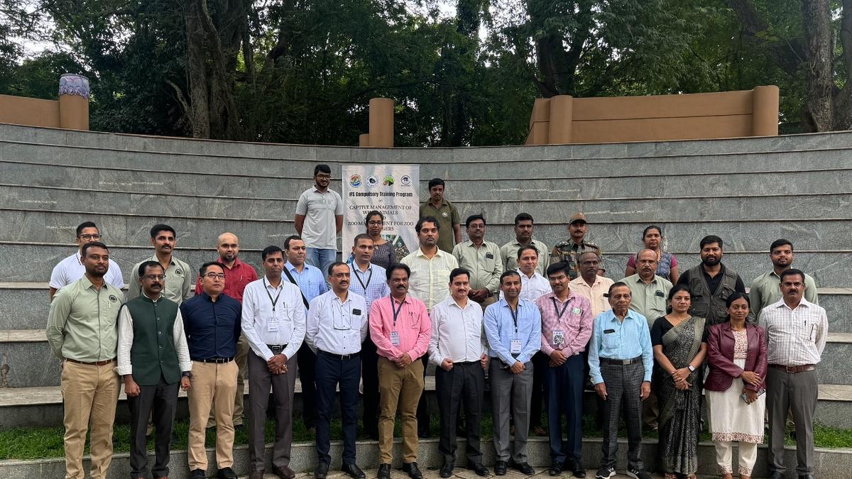 IFoS officers, zoo managers in Mysuru for lessons on wildlife, zoo ...