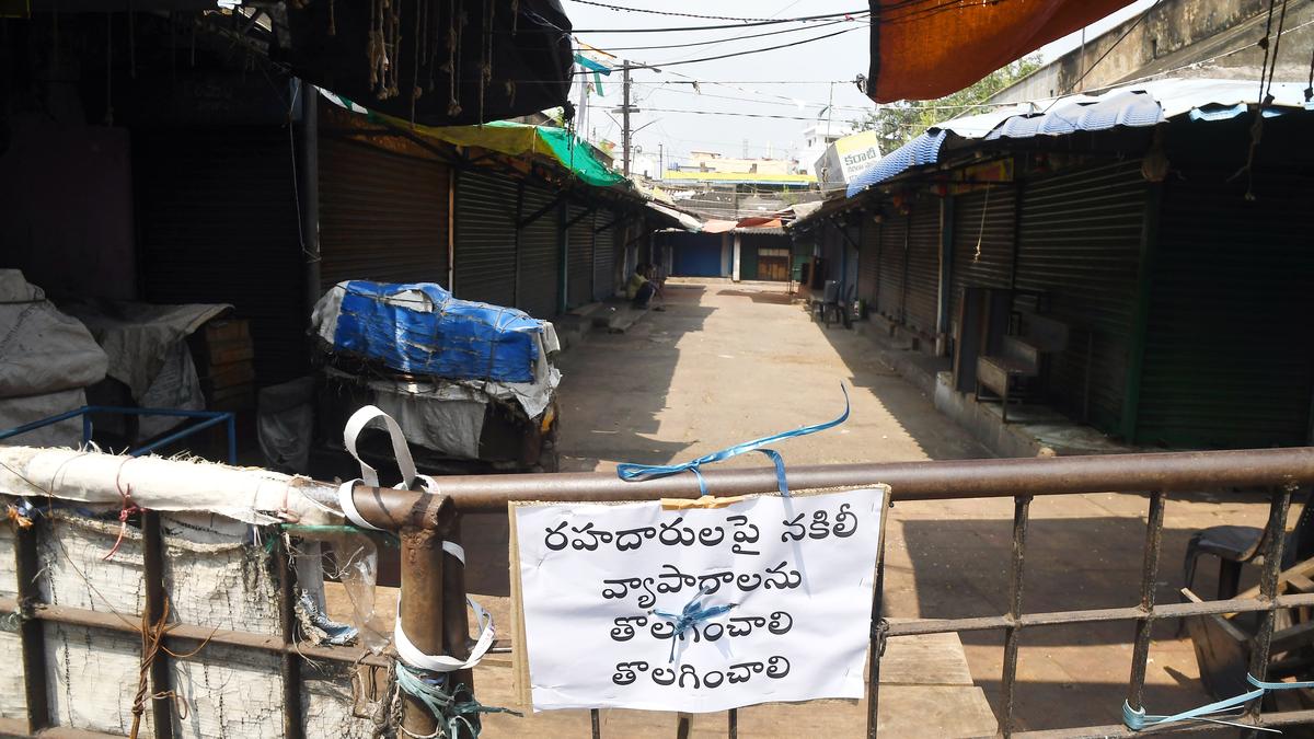 Visakhapatnam’s famous Poorna Market comes to a standstill as traders ...