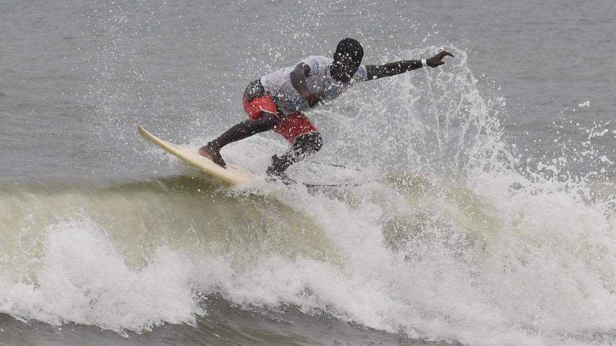 Three-day Indian Open of Surfing championship begins at Sasihithlu ...