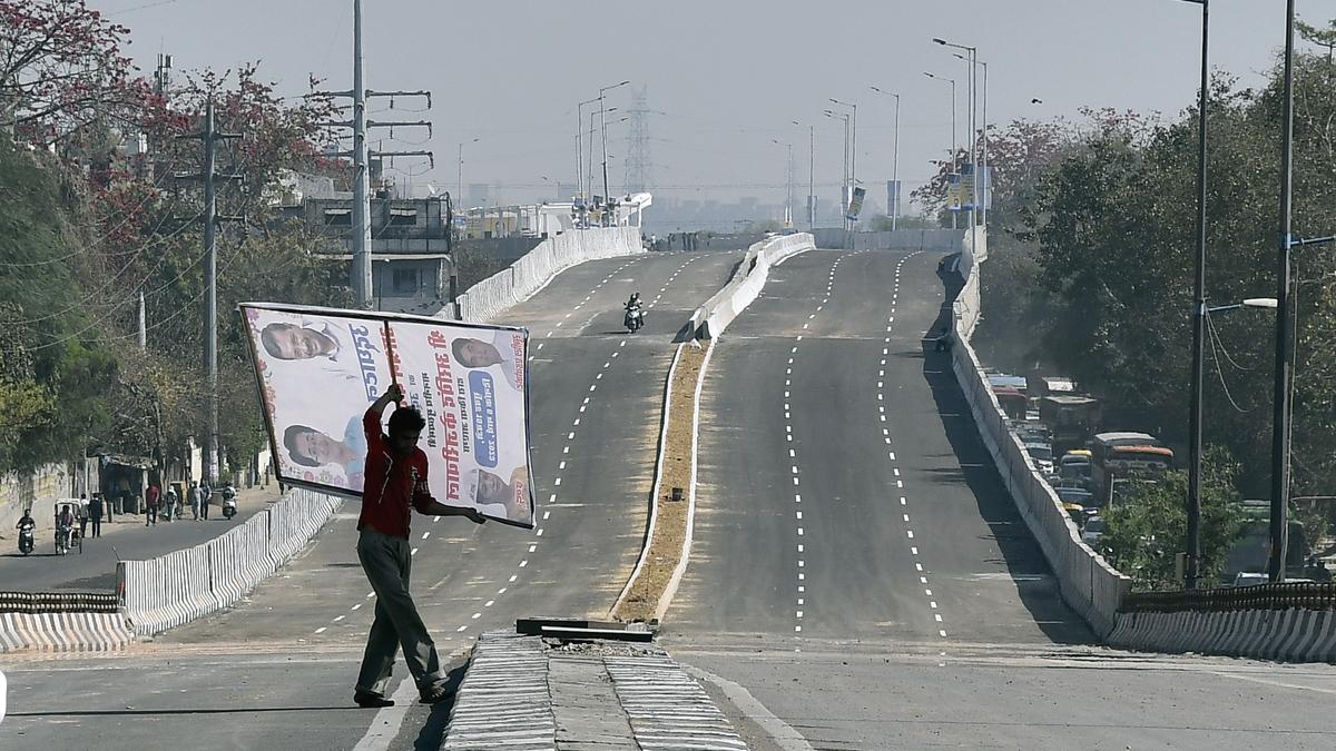 Ashram-DND flyover extension now open to heavy vehicles - The Hindu