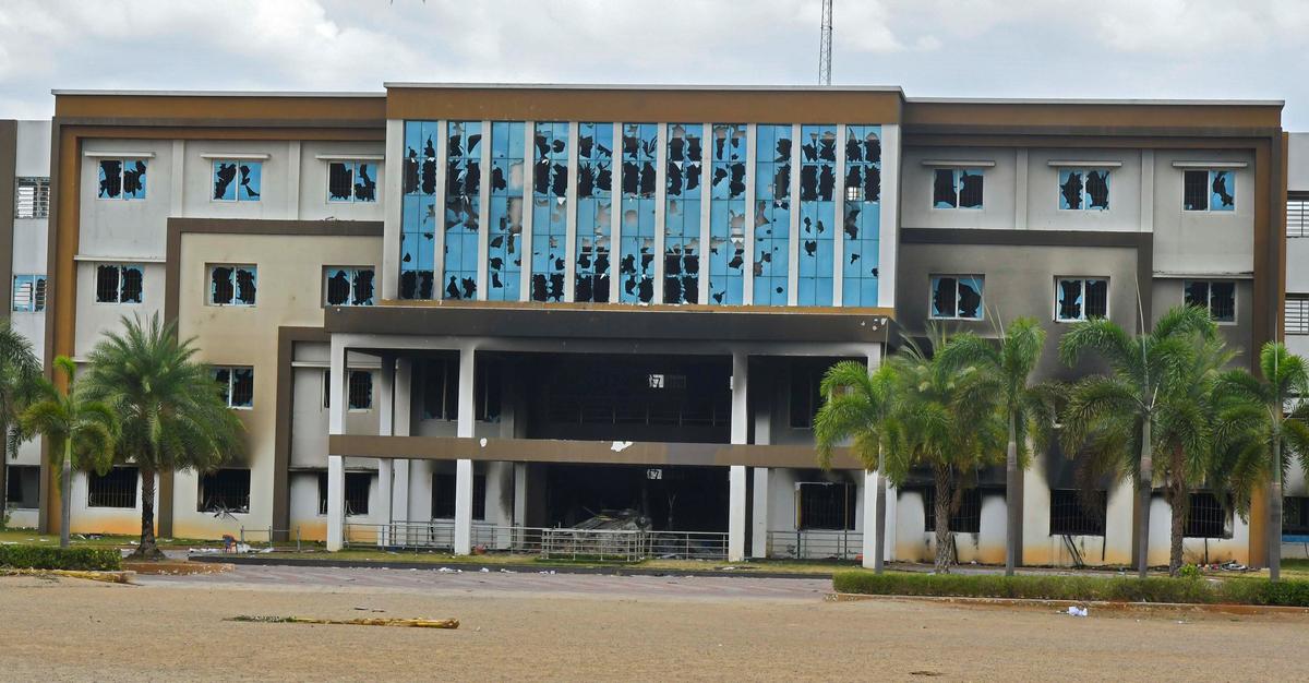 Death and violence in Kallakurichi - The Hindu