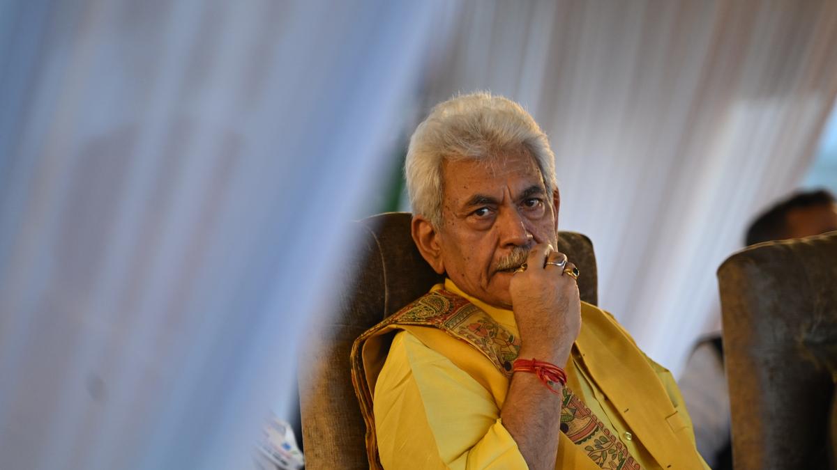 L-G Sinha sacks two government employees for anti-national activities ...