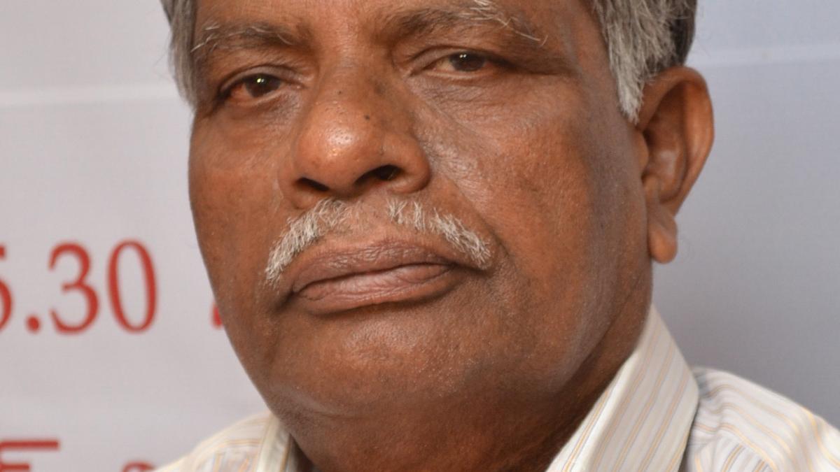 Digambara poet urges Naidu to build memorial stupa for Amaravati ...