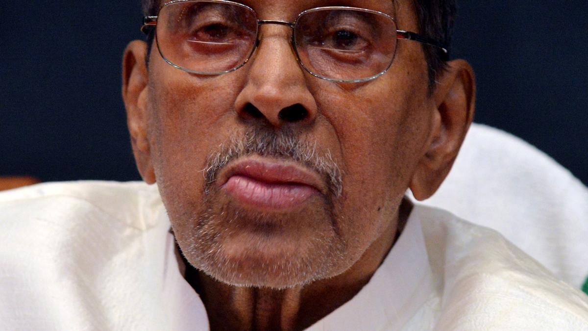 K. Ravindranathan Nair, an irreplaceable icon of Malayalam cinema ...