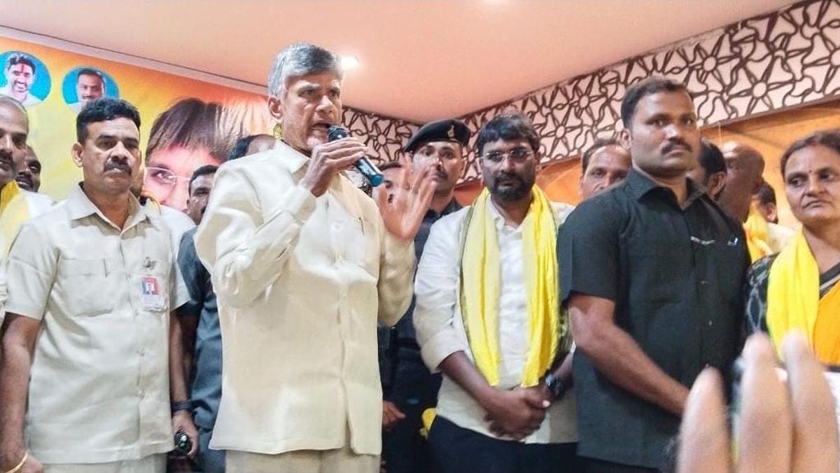 Backward Classes in Andhra Pradesh ruined financially under YSRCP rule, alleges Chandrababu ...