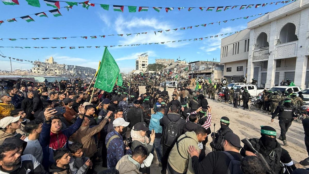 Hamas Israel hostage swap: Hamas set to release four Israeli soldier ...