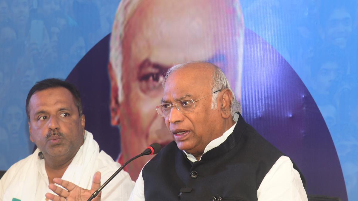 Congress President Mallikarjun Kharge Challenges Pm Narendra Modi To Address Allegation Of 40 