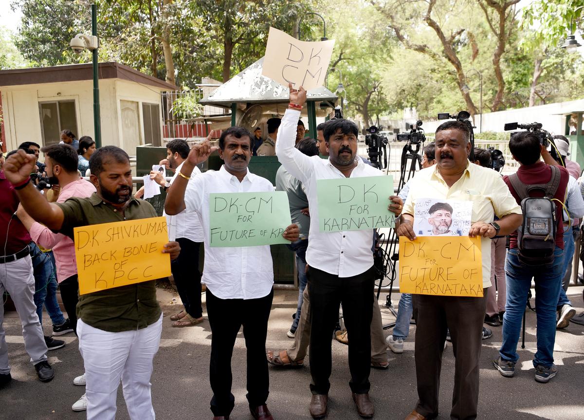 Karnataka story in photos who will be CM siddaramaiah D K Shivakumar - The Hindu