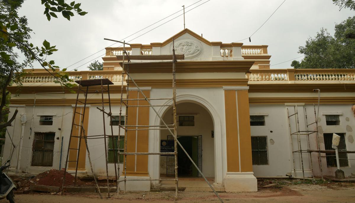 17th century Collectorate building being restored to original glory in ...