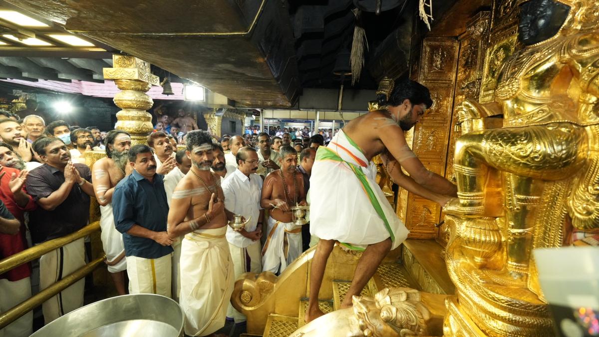Pilgrimage season begins at Sabarimala - The Hindu