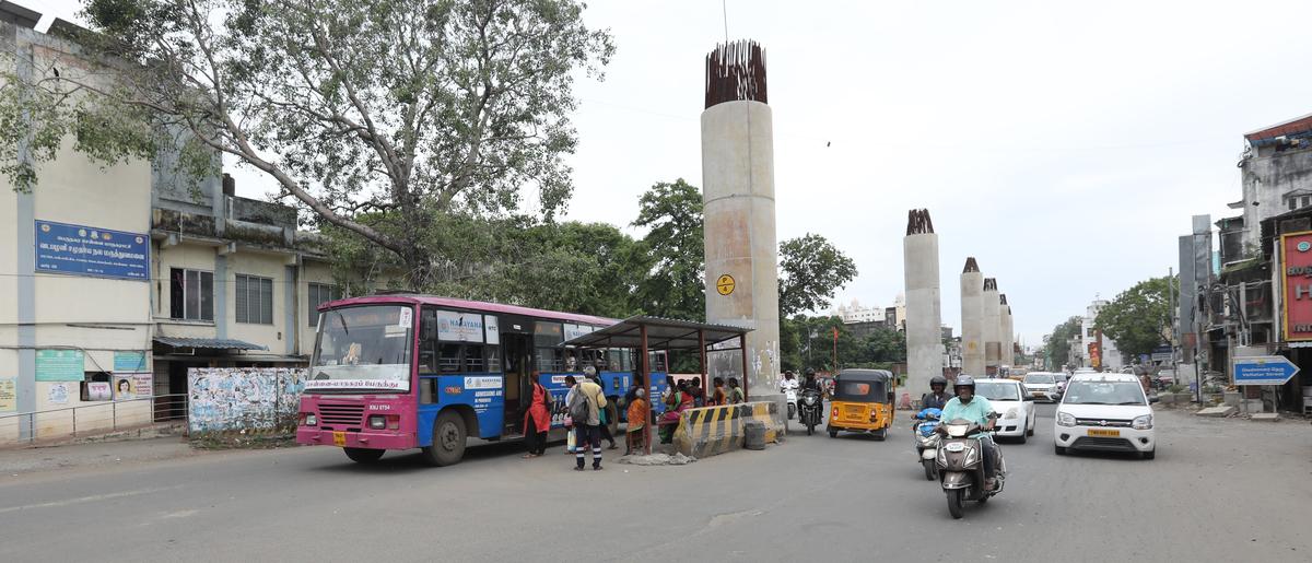Is this bus shelter on Arcot Road safe for commuters? - The Hindu