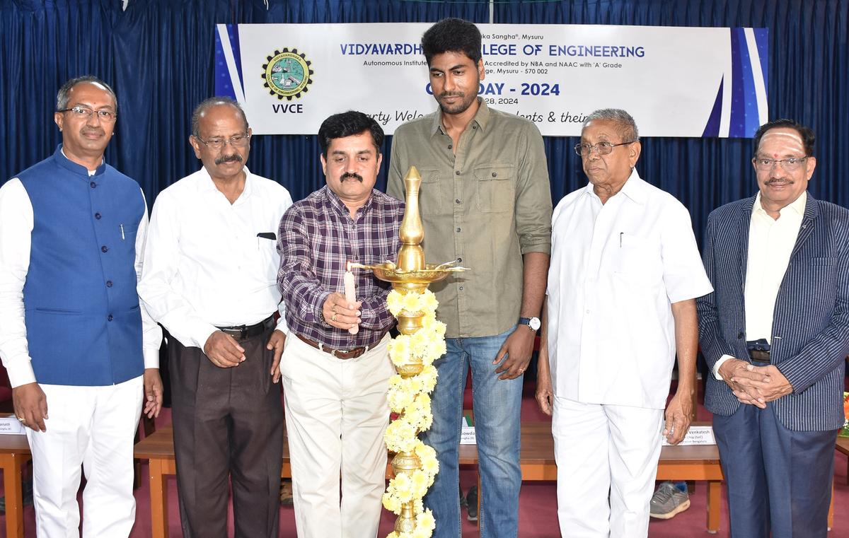 Vvce Logo Haritprembharatmahotsav #vvceofficial #vvce ...