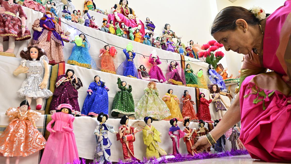 A Bengaluru septuagenarian’s bid to preserve the legacy of Dasara dolls ...