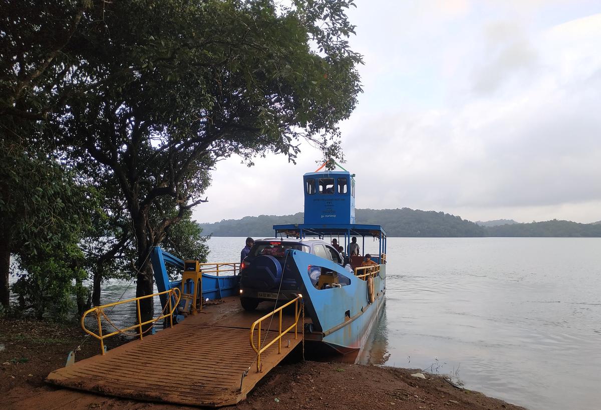 Villagers in Sharavathi river backwaters stranded due to delay in ...