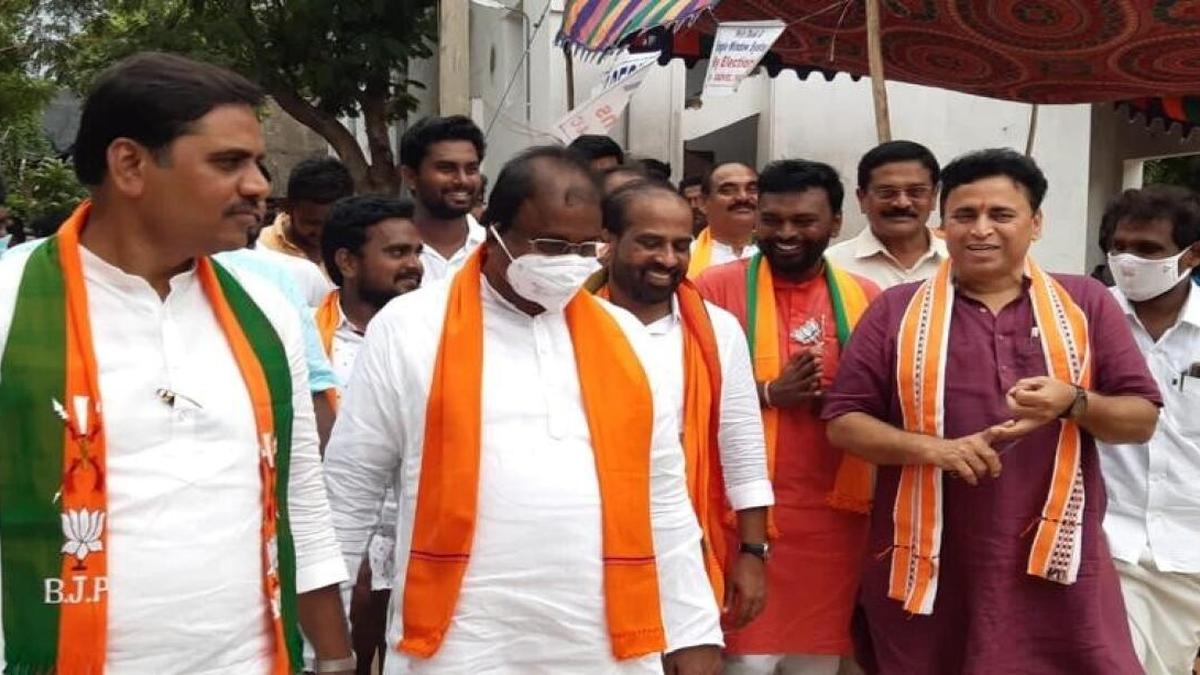 17 candidates file nominations for Badvel bypoll - The Hindu