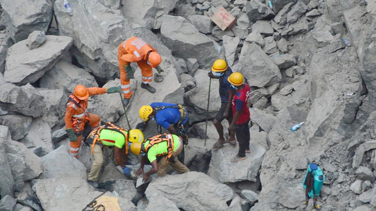 Stone quarry accident: missing lorry driver yet to be located - The Hindu