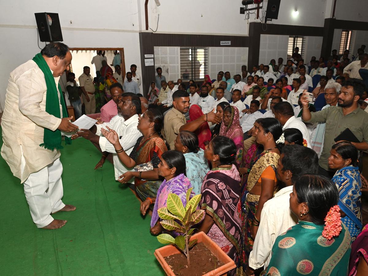 Dharwad Deputy Commissioner promises time-bound solutions to people’s ...