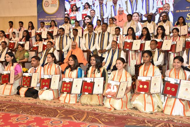 Engineering graduates asked to revamp mindset from job…