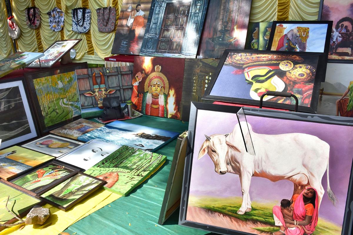 Mysuru Fest-2024 begins with Chitra Santhe - The Hindu