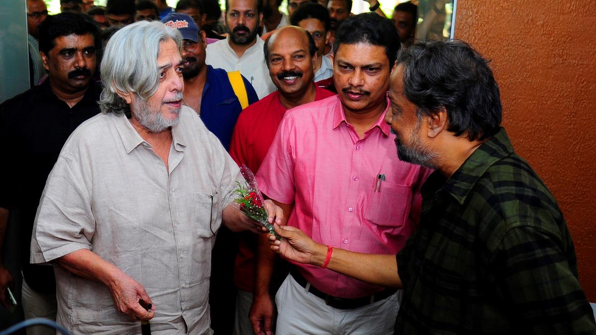 Saeed Mirza takes charge as chairman of film school - The Hindu