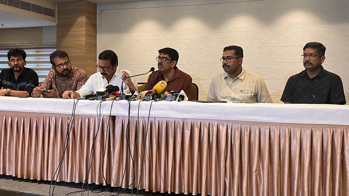 Members of AMMA mooted trade union for actors, confirms FEFKA - The Hindu