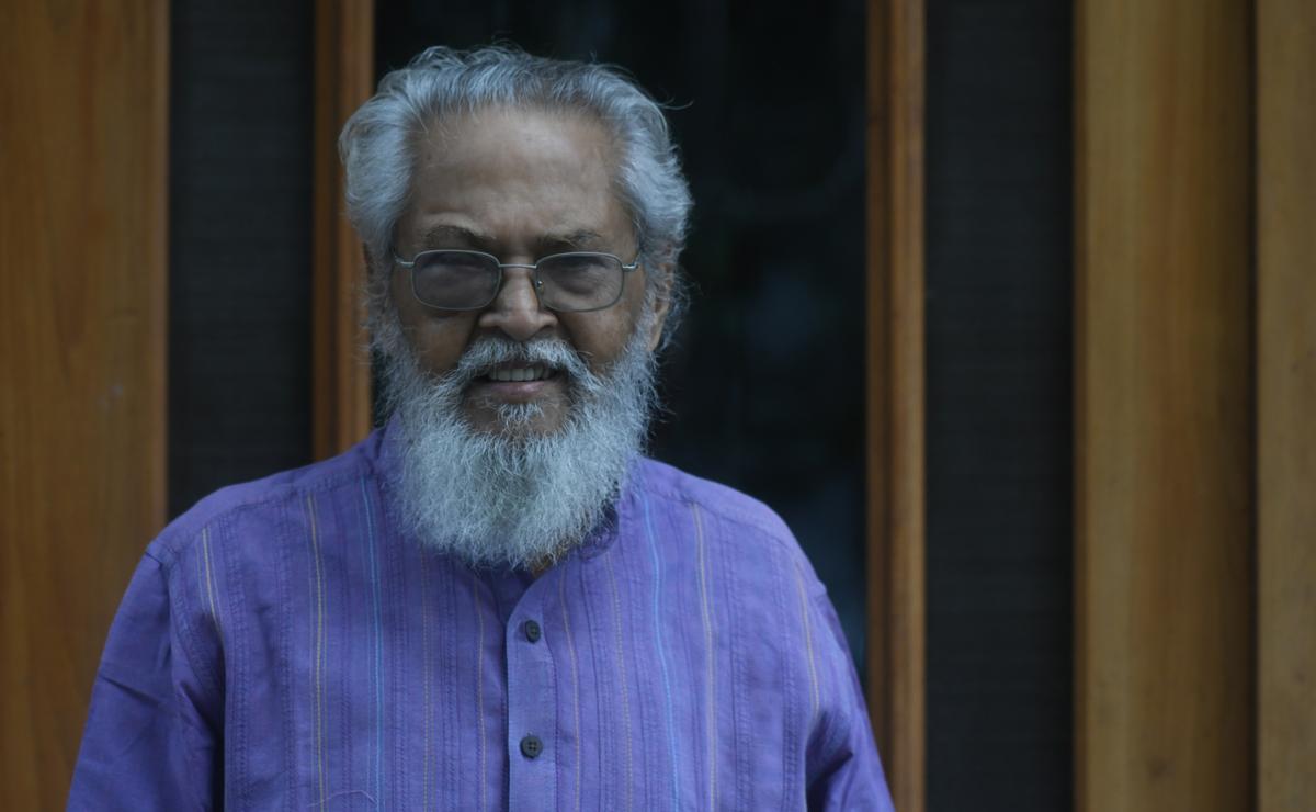 I approached Kumaran Asan through the eyes of director KP Kumaran ...