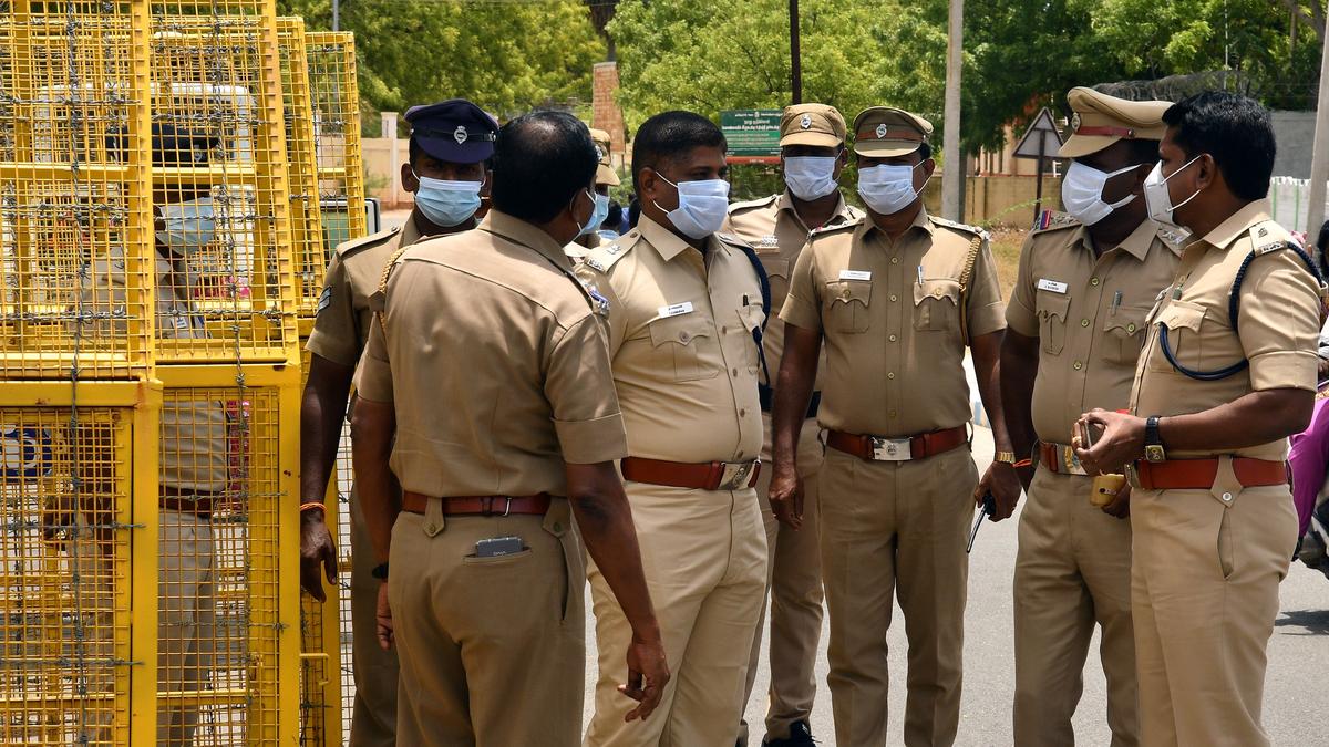 Entire team of Mayiladuthurai’s Perambur police station transferred ...