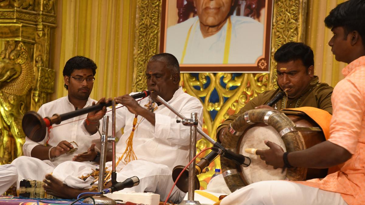 ’Paganeri’ Pillappan enthrals rasikas at Tamil Isai Sangam’s music ...