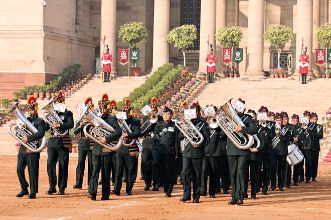Change of guard ceremony now in new format: Rashtrapati Bhavan - The Hindu
