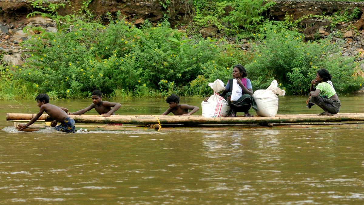 Marooned Munderi tribal hamlets to be bridged soon - The Hindu