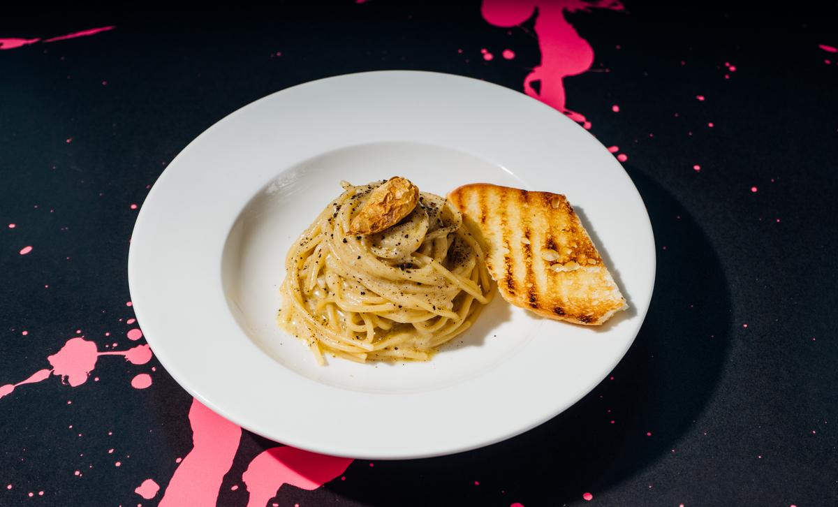 Pijja: Where East meets West on a pizza crust - The Hindu