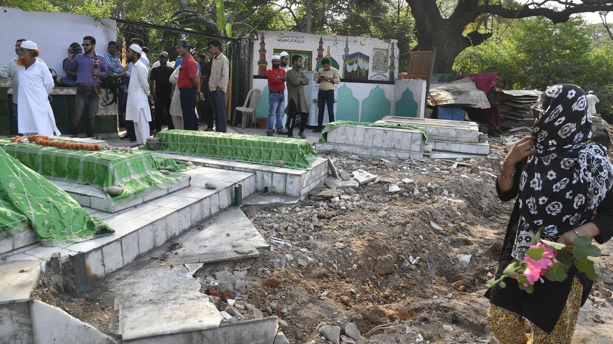 Authorities conduct encroachment removal drive at site of dargah in ...