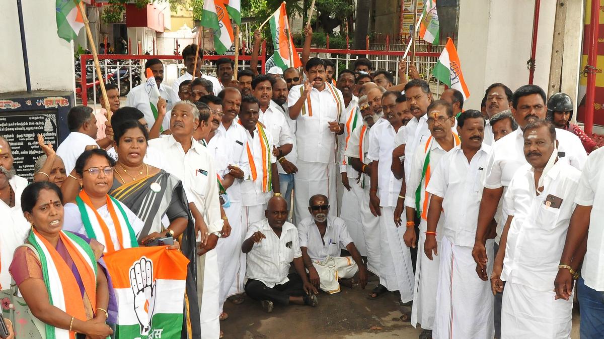 Congress members stage demonstration - The Hindu