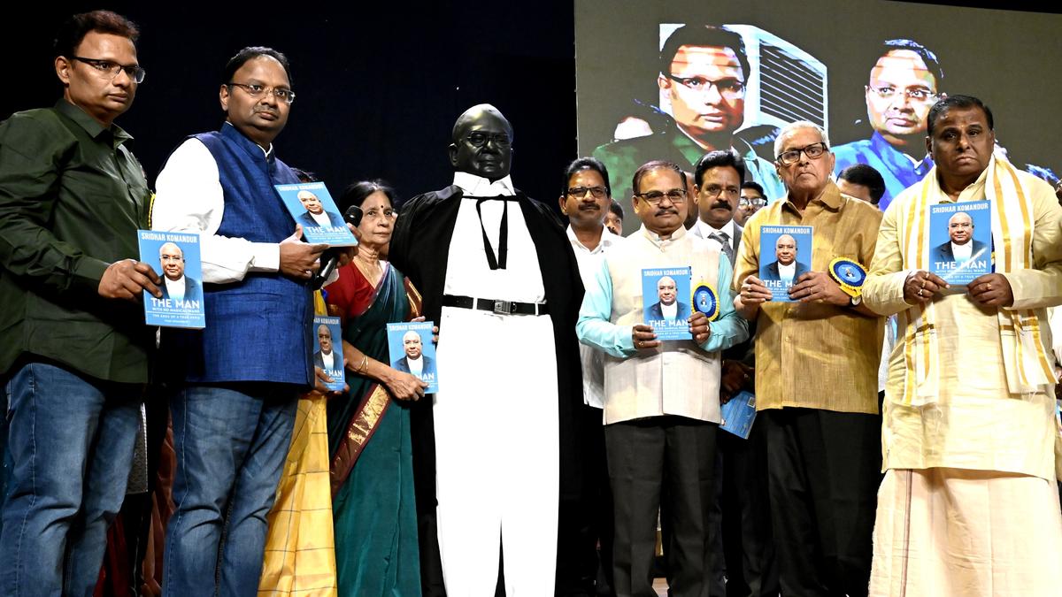 Statue of renowned advocate K.S. Sridhar unveiled in Tirupati - The Hindu