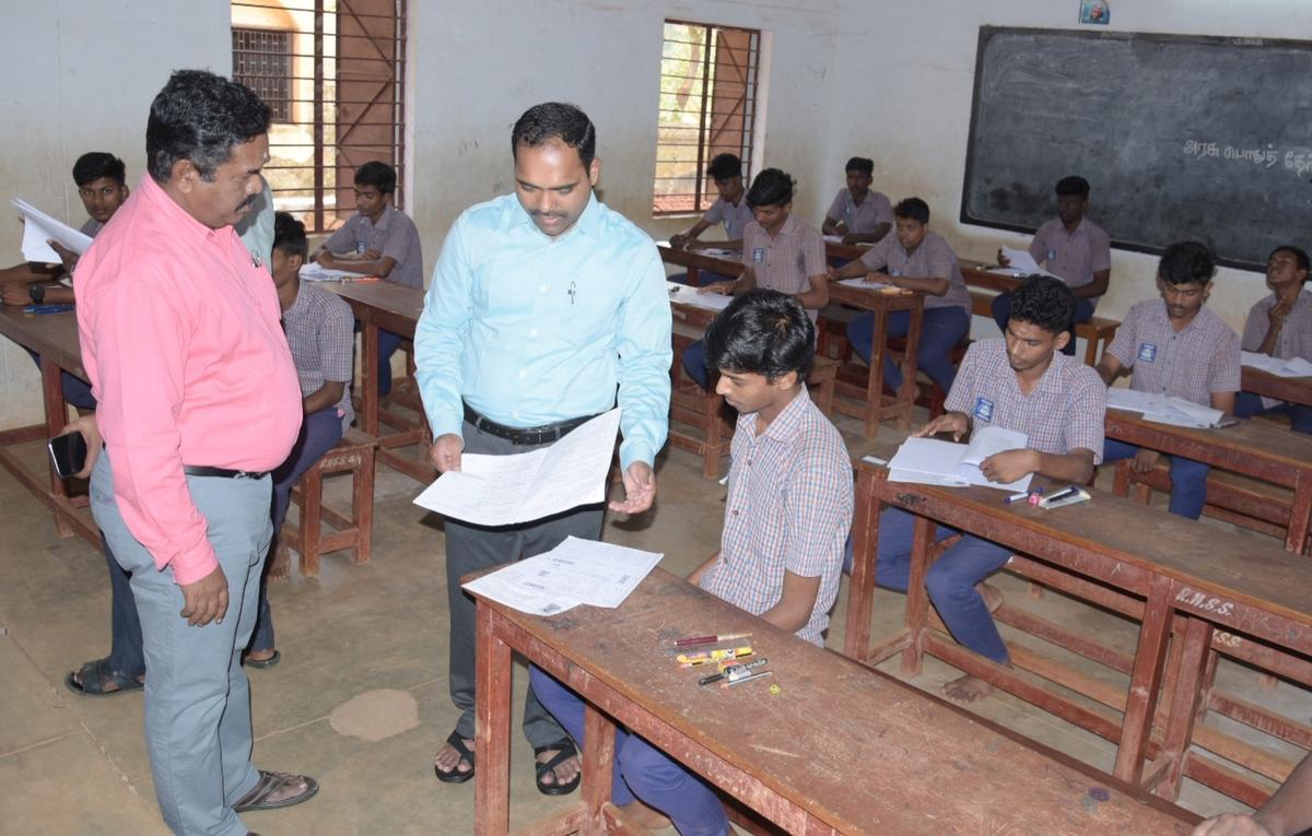 Collector asks officials to probe absence of 889 students for language ...