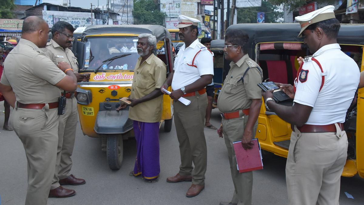 Autorickshaw drivers fined for drunk driving in Madurai city - The Hindu