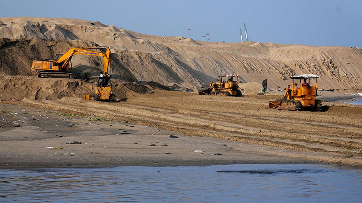 Tenders to be floated for constructing training wall at the Cooum mouth ...