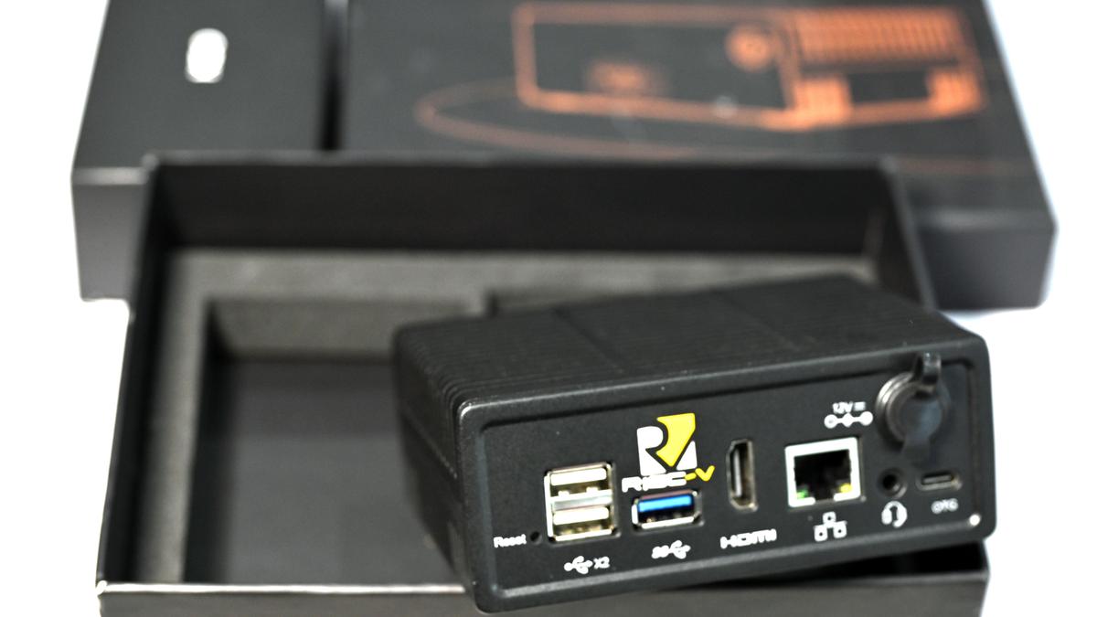 KEONICS receives pre-orders for 1,500 units of its new AI-computer ...