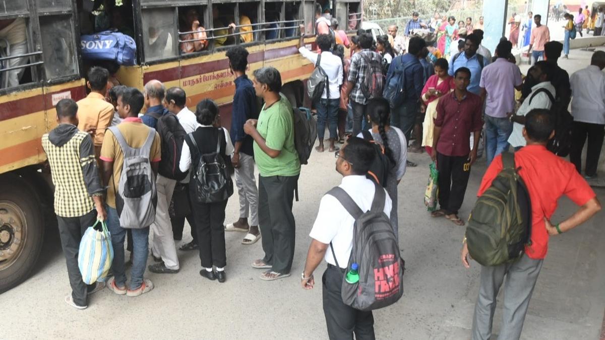 Glitches in MTC’s ‘Chennai Bus’ app put commuters to hardship: survey ...