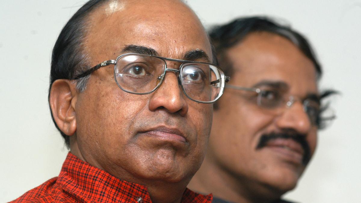 Vedike Foundation celebrates actor and dramatist C.R. Simha with year ...