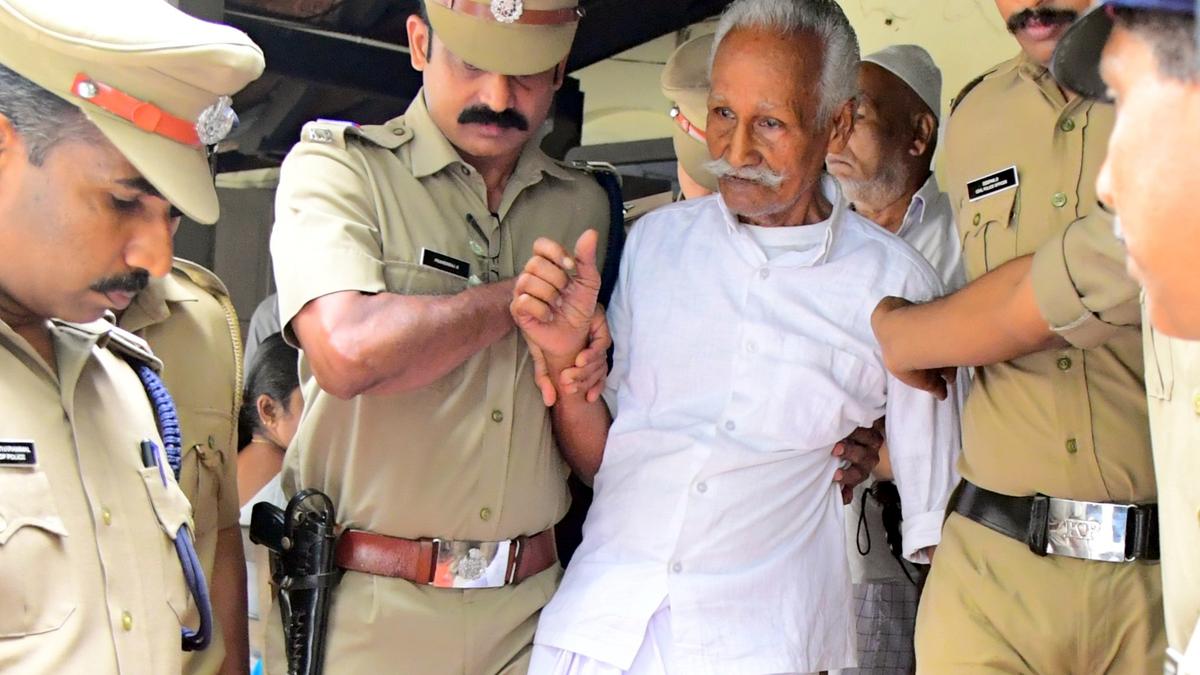 Arrest of ‘GROW’ Vasu: cross-examination of witnesses completed - The Hindu